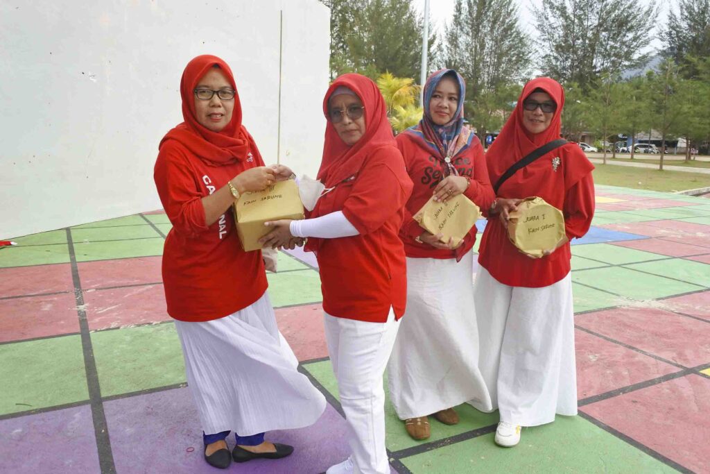 5 Pantai Terindah di Bunguran Utara(Kelarik) Yang Wajib Dikunjungi.
